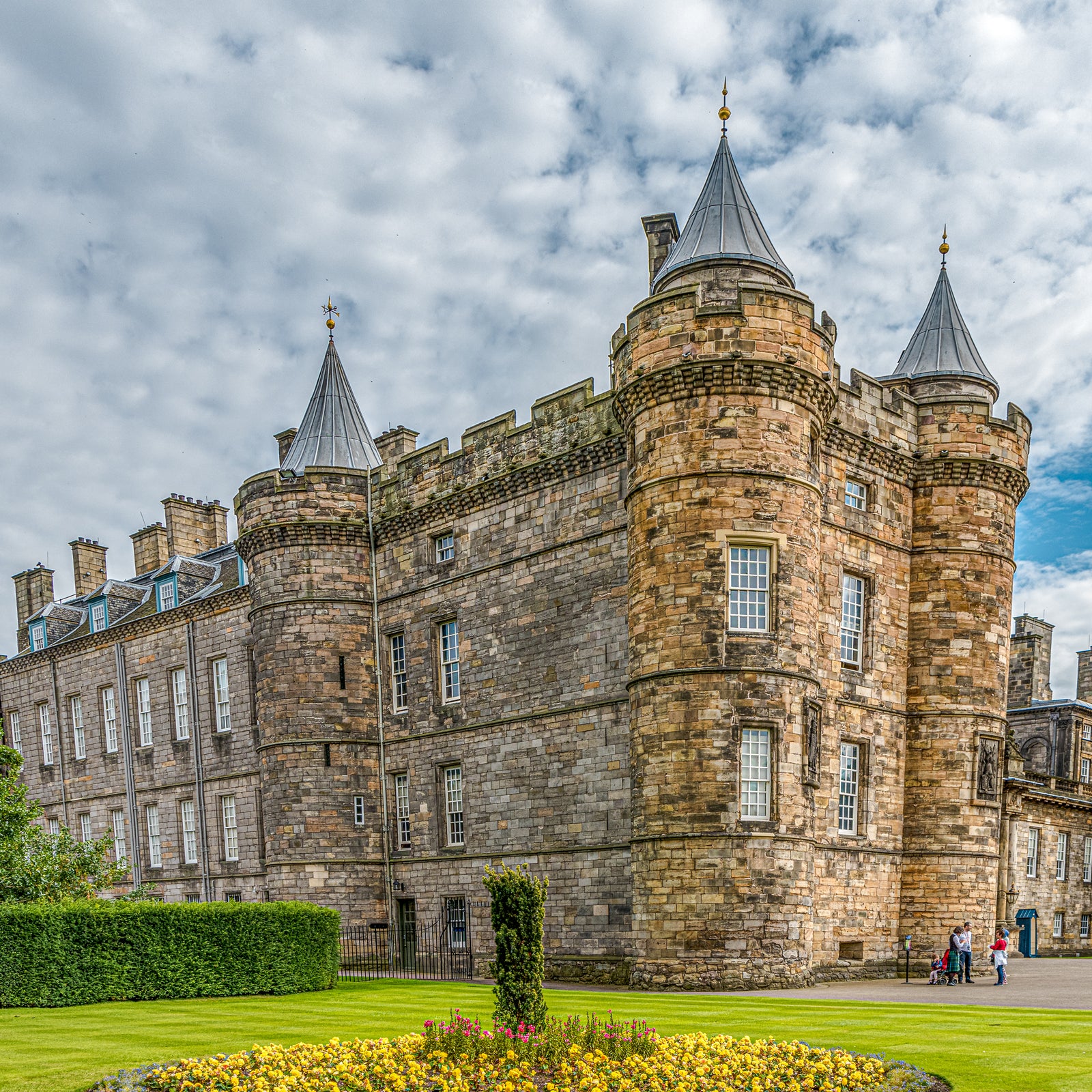Palace Of Holyroodhouse (Square) - Puzzles Qld Pty Ltd